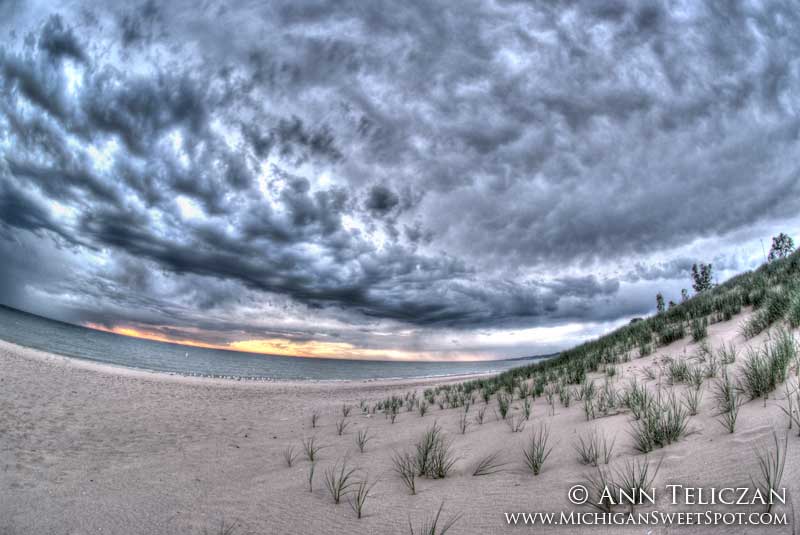 Oval Beach – Michigan Sweet Spot